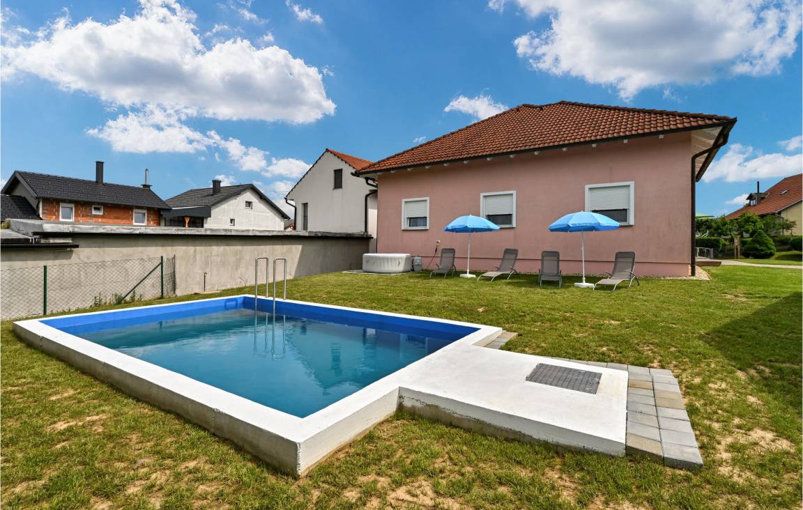 142 M² Hus ∙ 3 Sovrum ∙ 6 Gäster - Kroatien