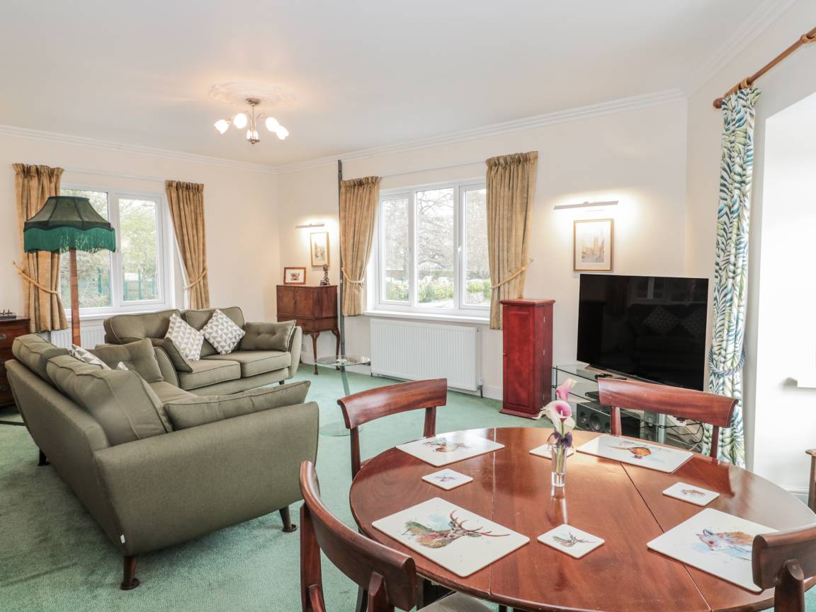 Cottage ∙ 2 Bedrooms ∙ 4 Guests - Taunton