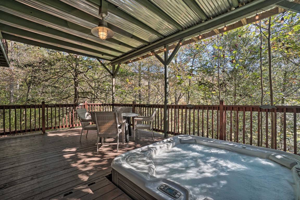 297 M² House ∙ 4 Bedrooms ∙ 12 Guests - Lake Tugalo, SC