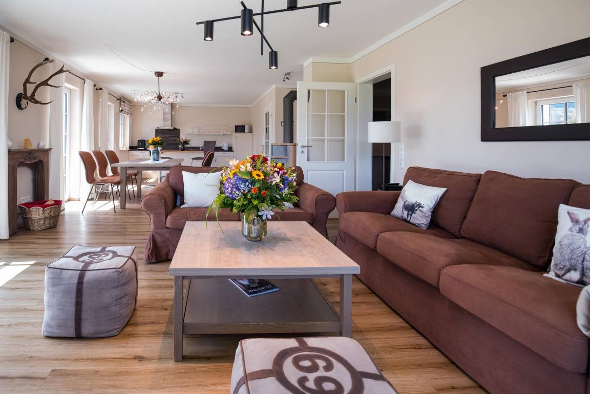 100 M² Appartement ∙ 2 Chambres ∙ 4 Personnes - Balderschwang