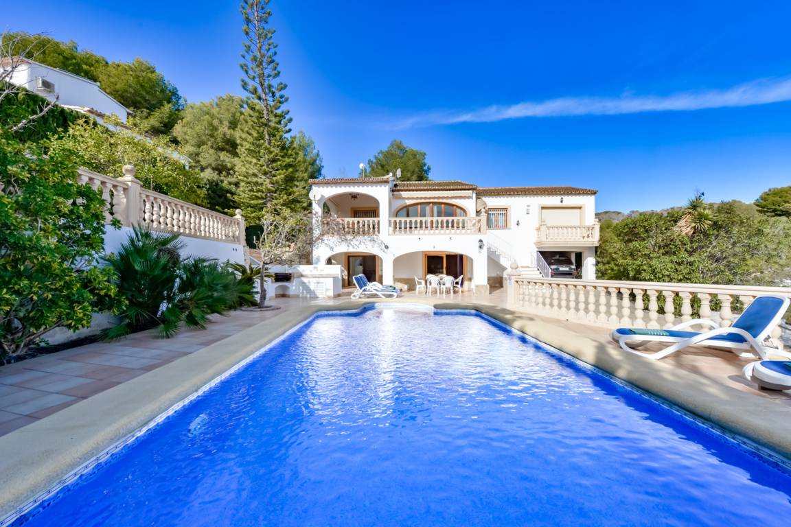 135 M² Villa ∙ 4 Habitaciones ∙ 8 Huéspedes - Benisa