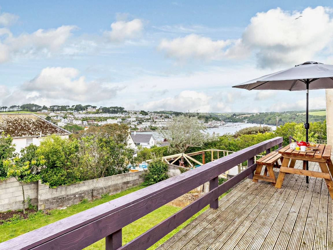 Cottage ∙ 4 Bedrooms ∙ 8 Guests - Fowey