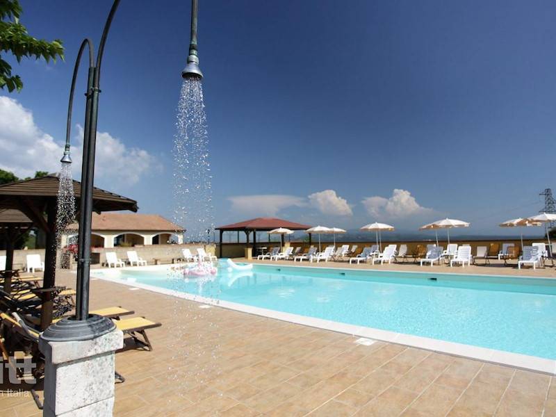 Ferienhaus ∙ 1 Schlafzimmer ∙ 4 Gäste - Cecina