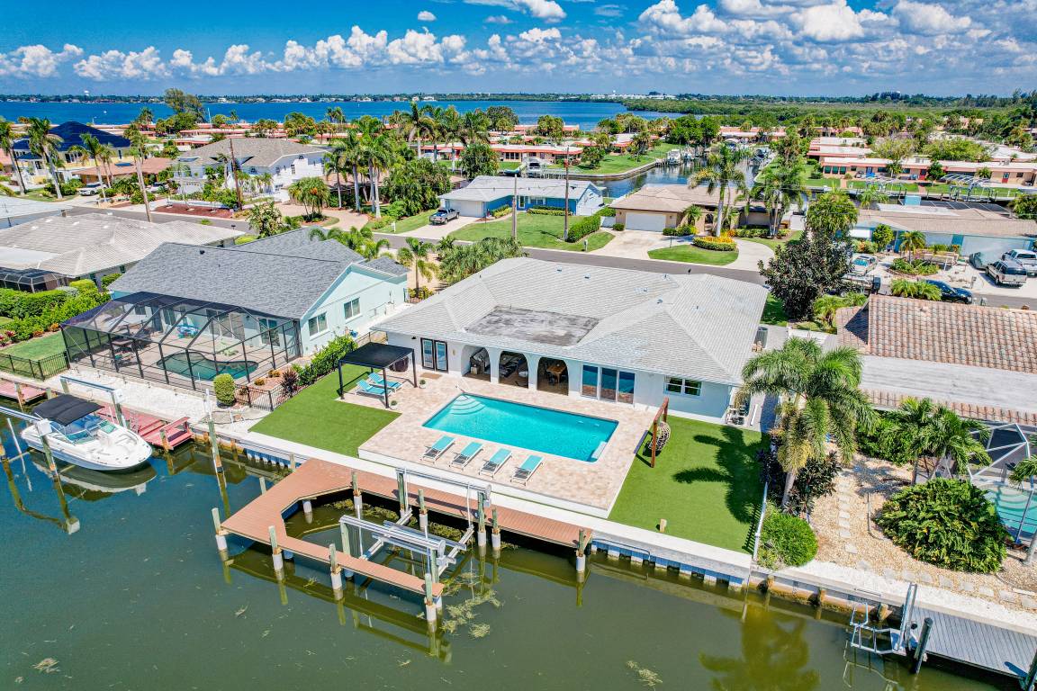 232 M² House ∙ 5 Bedrooms ∙ 14 Guests - Coquina Beach, FL
