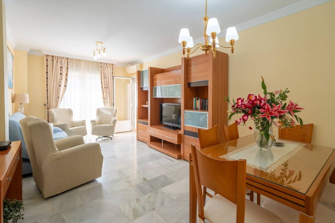 95 M² Appartement ∙ 3 Chambres ∙ 6 Personnes - Torre del Mar