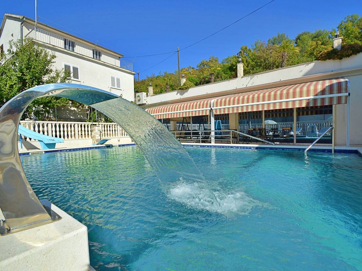 110 M² Appartement ∙ 4 Chambres ∙ 8 Personnes - Šibenik