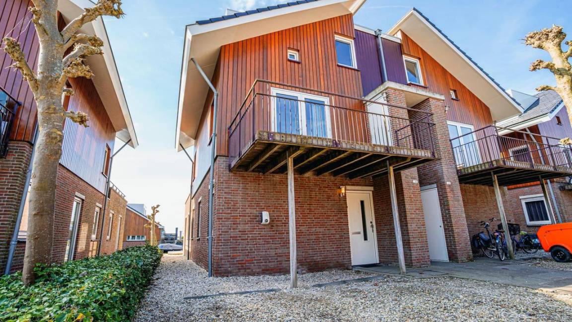 90 M² Apartment ∙ 3 Bedrooms ∙ 6 Guests - Zaandam