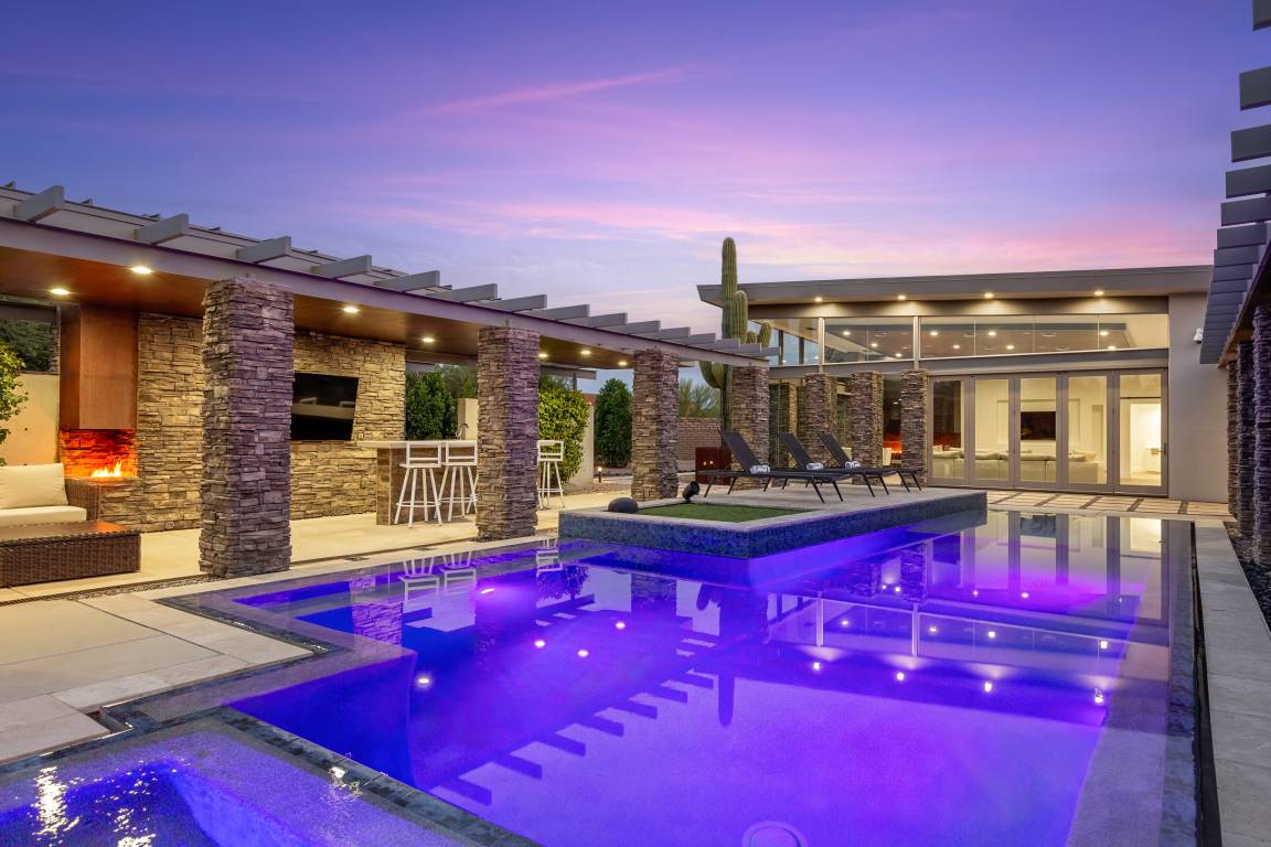 418 M² House ∙ 5 Bedrooms ∙ 21 Guests - Fountain Hills, AZ