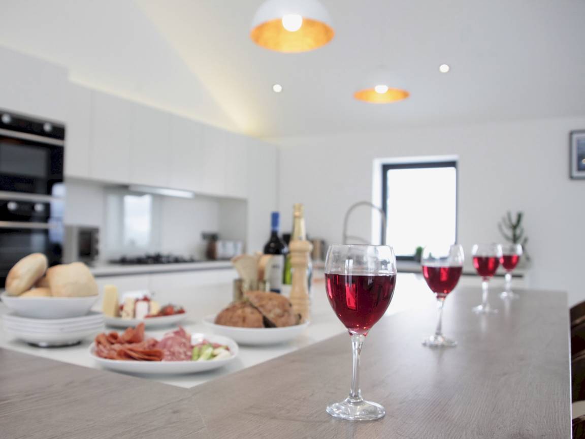 186 M² House ∙ 3 Bedrooms ∙ 6 Guests - Anglesey