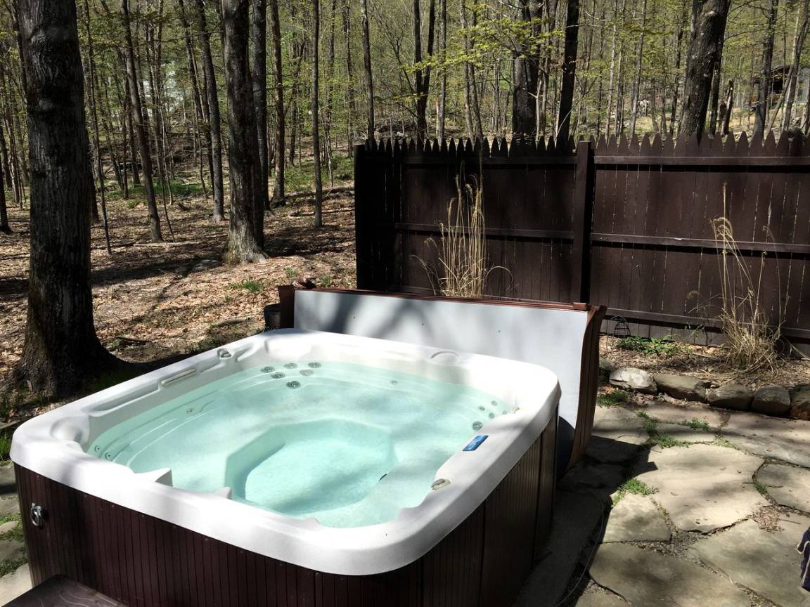 House ∙ 1 Bedroom ∙ 4 Guests - Woodstock, NY