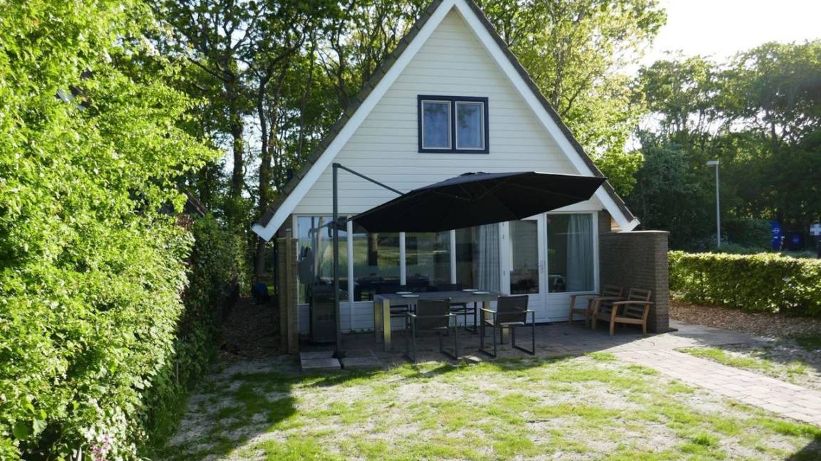 80 M² Ferienhaus ∙ 2 Schlafzimmer ∙ 5 Gäste - Callantsoog