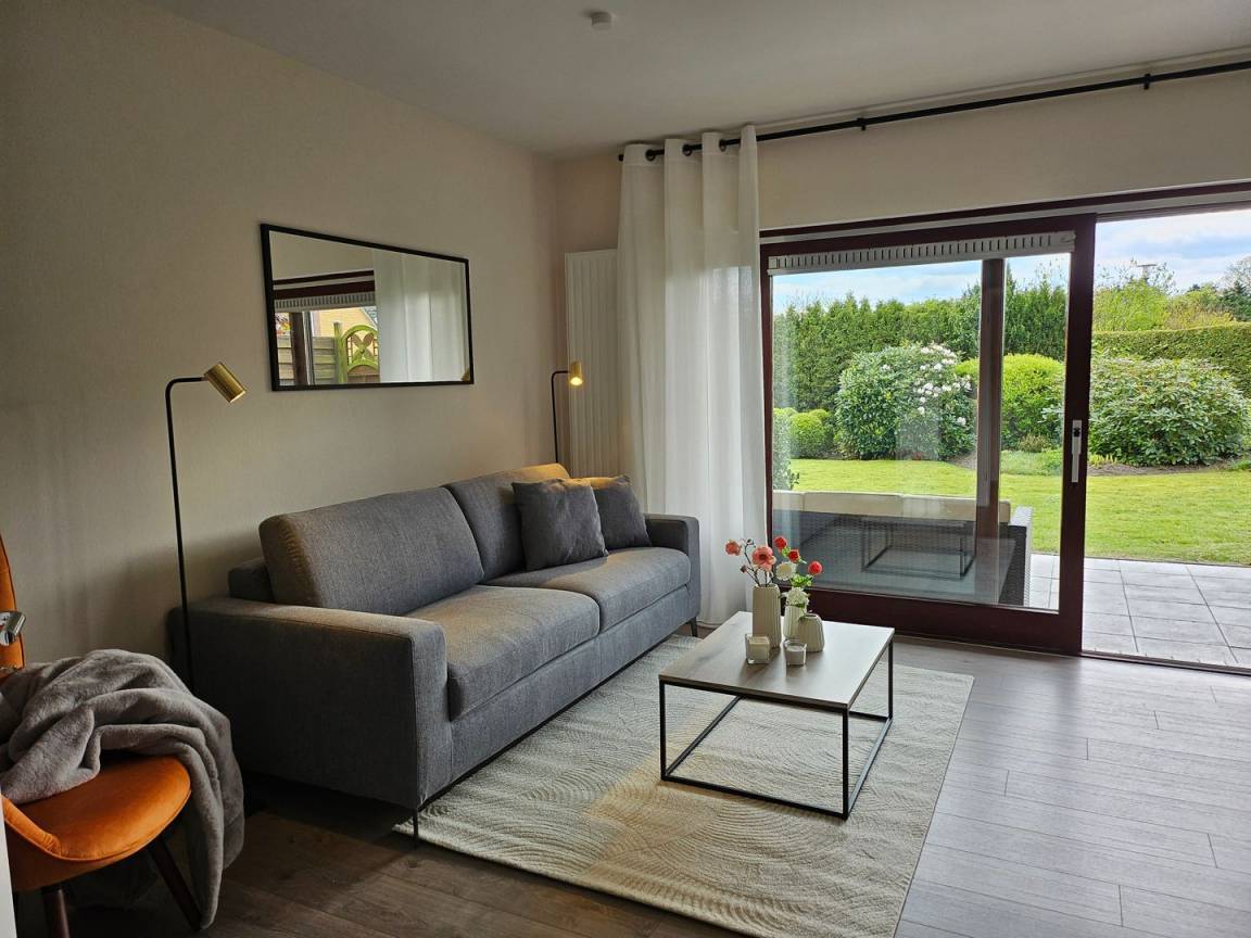 38 M² Ferienwohnung ∙ 2 Gäste - Varel