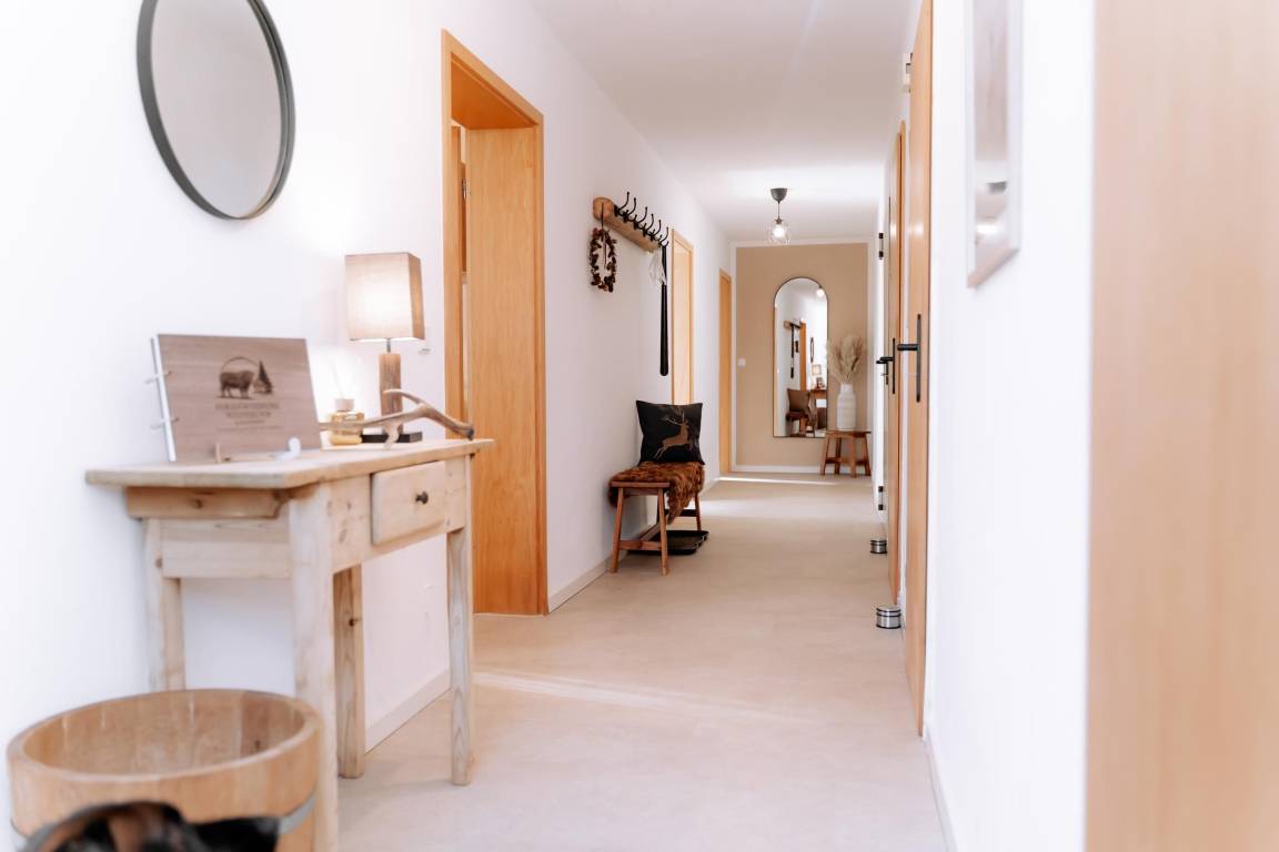 80 M² Ferienwohnung ∙ 2 Schlafzimmer ∙ 6 Gäste - Furth im Wald