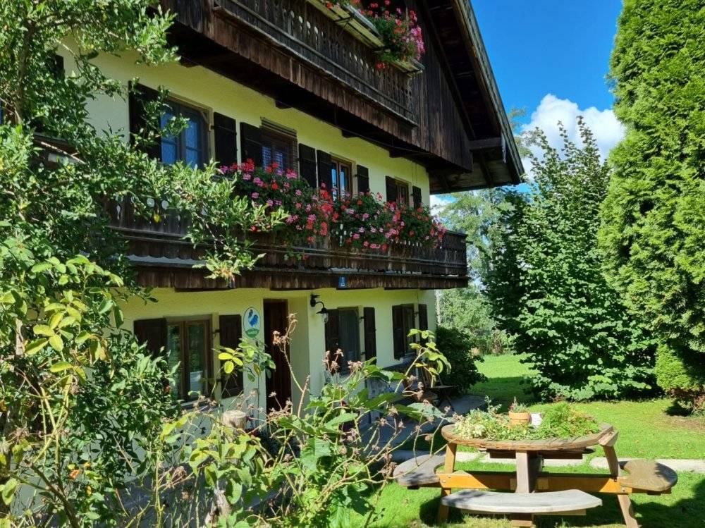 45 M² Ferienwohnung ∙ 1 Schlafzimmer ∙ 3 Gäste - Benediktbeuern