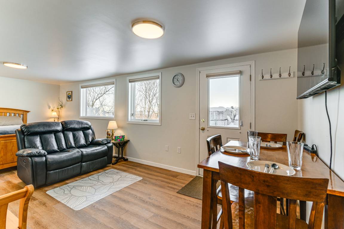 83 M² Apartment ∙ 2 Bedrooms ∙ 6 Guests - Anchorage, AK