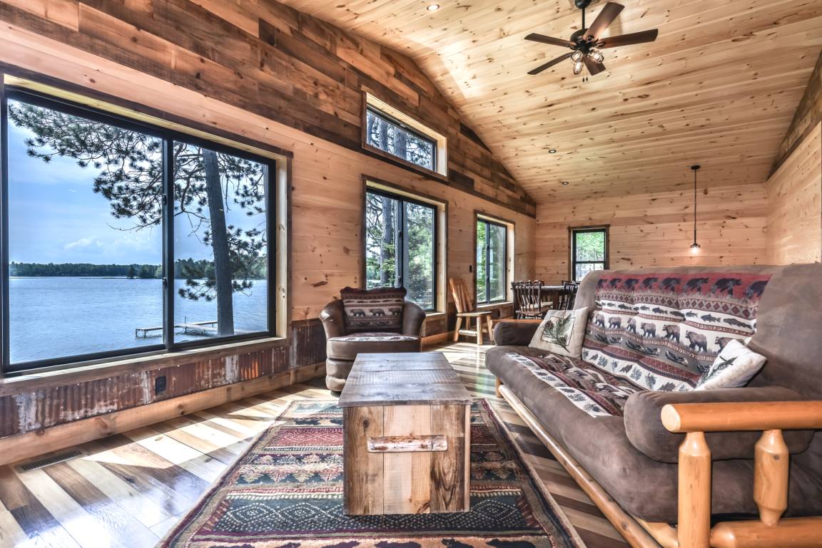232 M² Cabin ∙ 5 Bedrooms ∙ 15 Guests - St. Germain, WI
