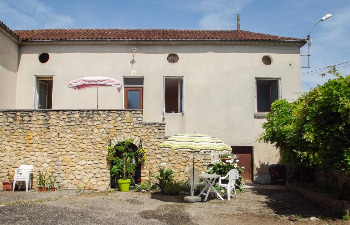71 M² Gîte ∙ 3 Chambres ∙ 6 Personnes - Lot
