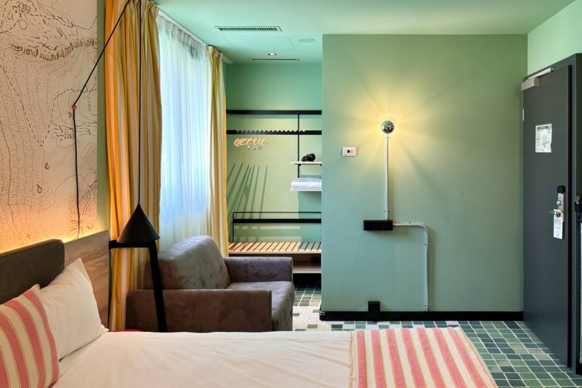 20 M² Chambre Privée ∙ 1 Chambre ∙ 2 Personnes - Sierre