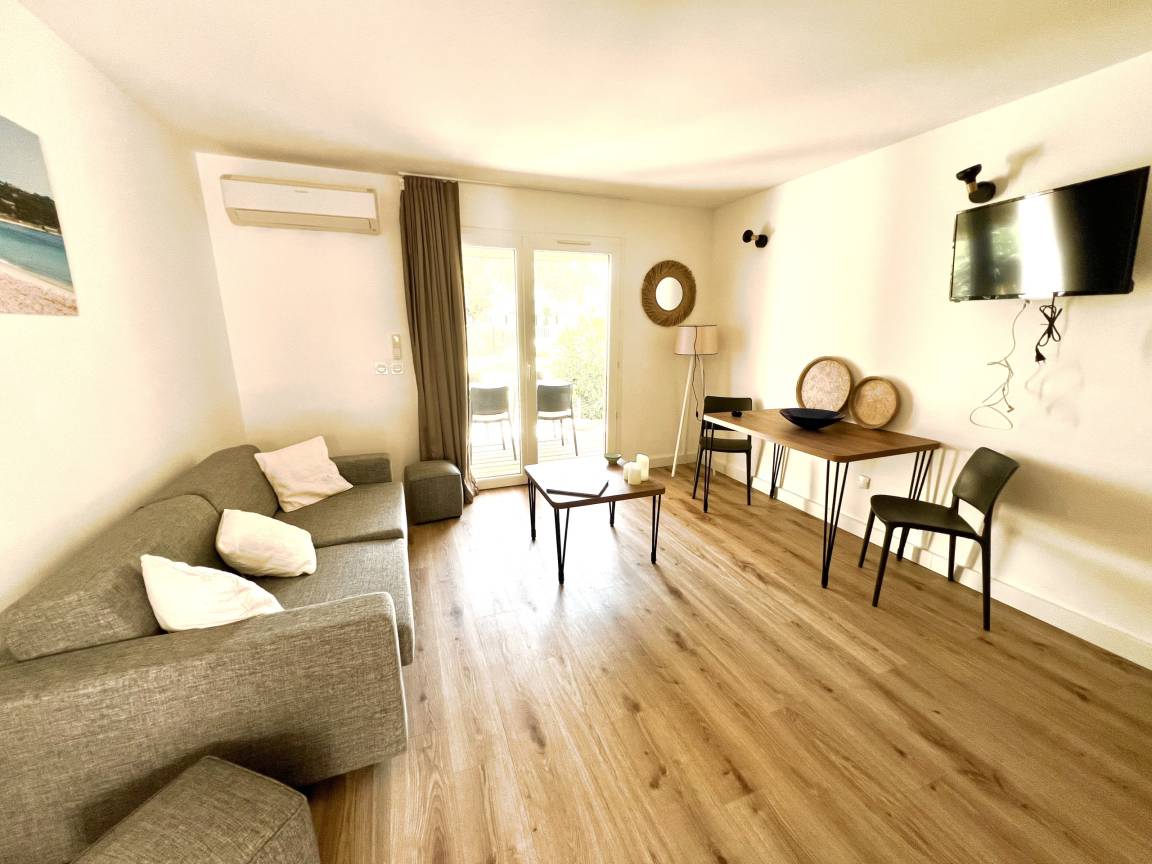 44 M² Appartement ∙ 2 Chambres ∙ 6 Personnes - Plage de Pinarellu