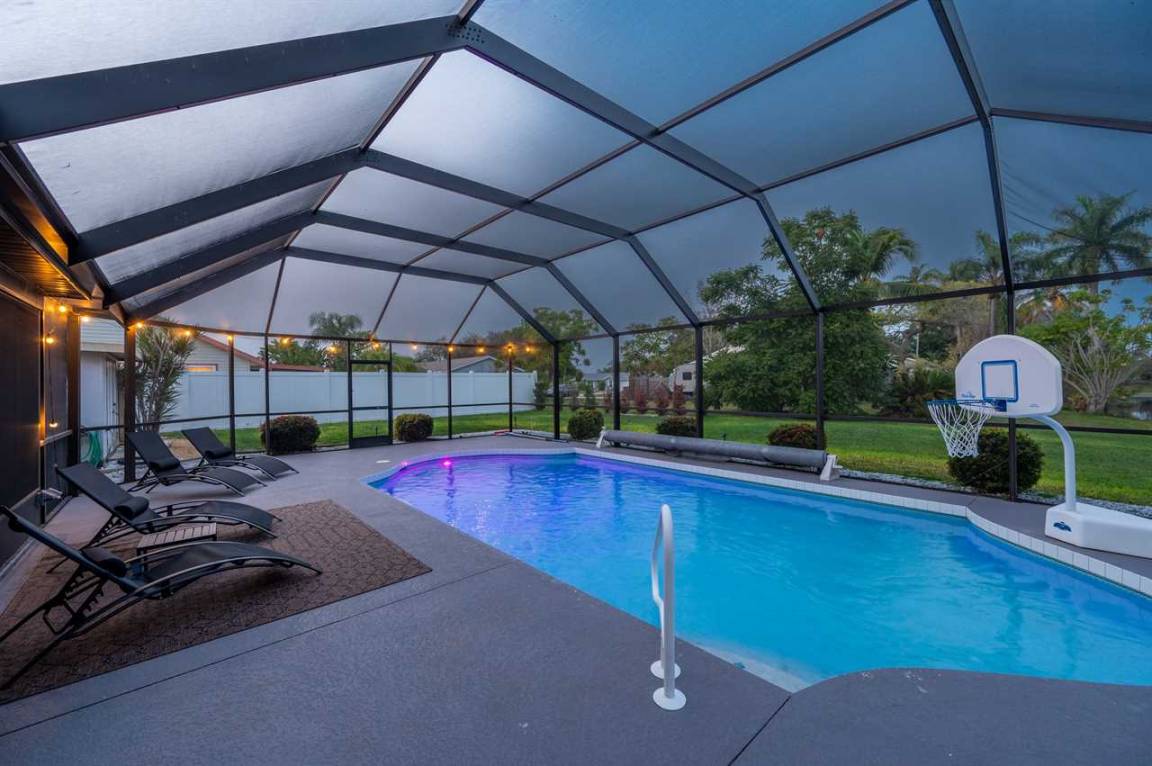 139 M² House ∙ 3 Bedrooms ∙ 8 Guests - Bradenton, FL