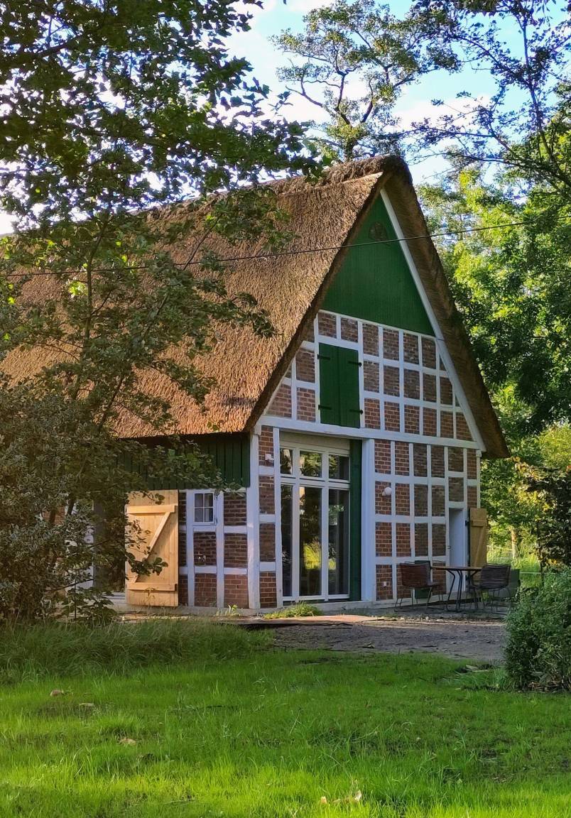 80 M² Ferienhaus ∙ 2 Schlafzimmer ∙ 4 Gäste - Wingst
