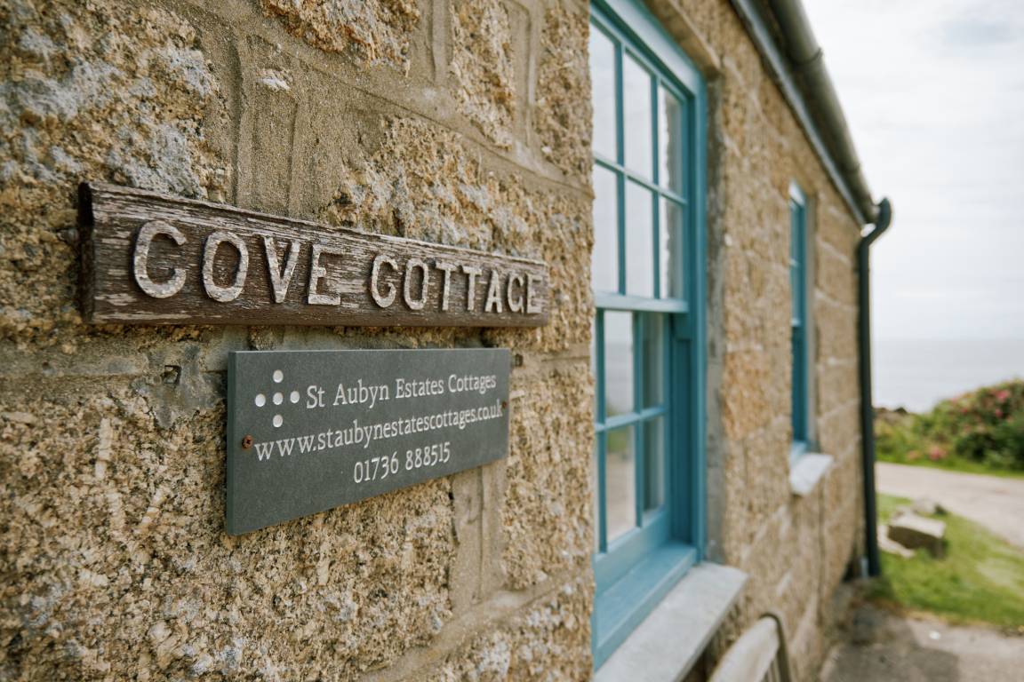 Cottage ∙ 2 Bedrooms ∙ 4 Guests - Sennen