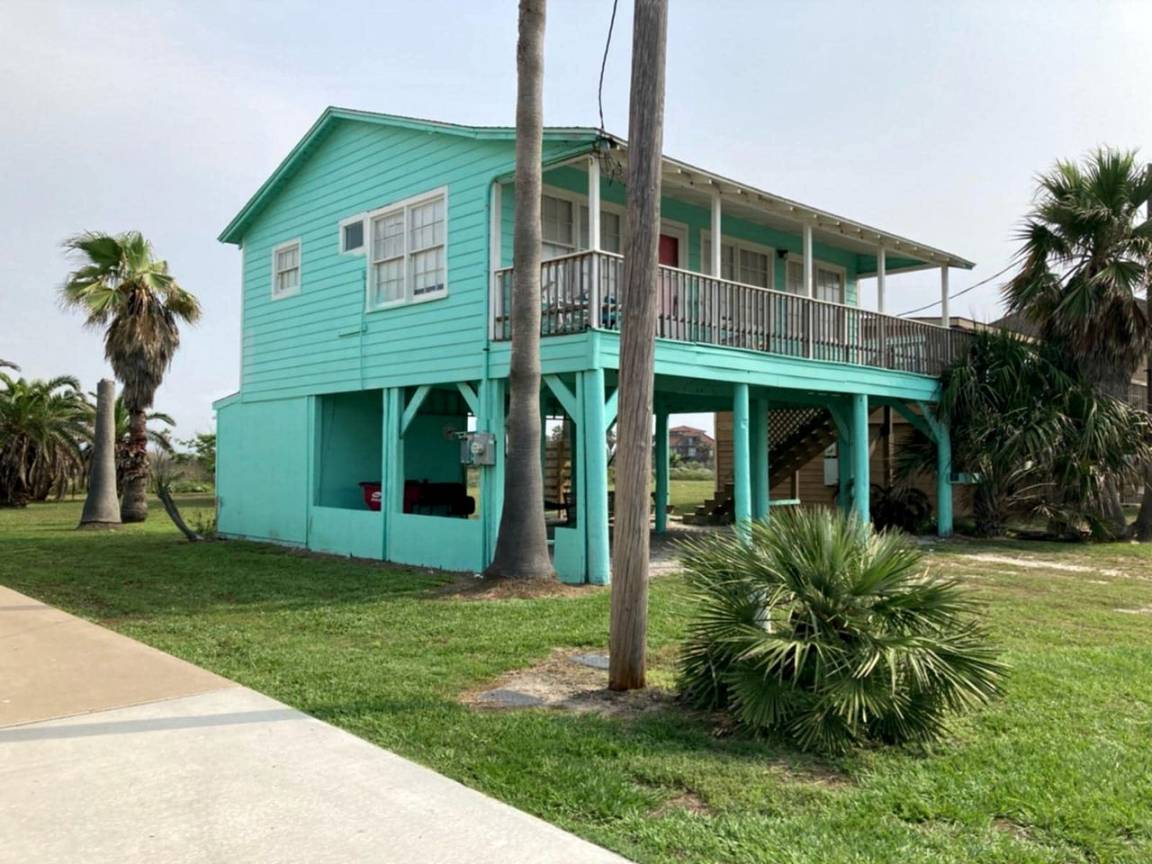 House ∙ 1 Bedroom ∙ 6 Guests - Matagorda, TX