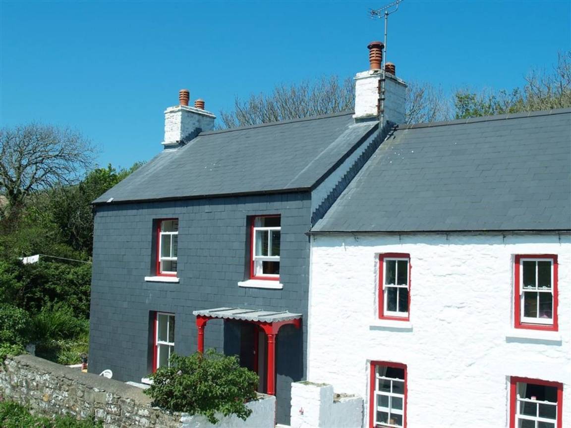 Cottage ∙ 2 Bedrooms ∙ 4 Guests - Fishguard