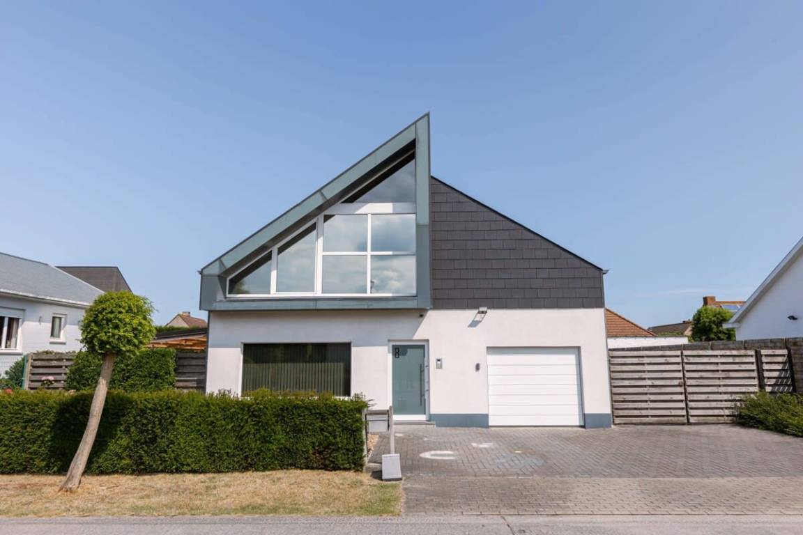 210 M² Ferienhaus ∙ 6 Schlafzimmer ∙ 11 Gäste - Blankenberge