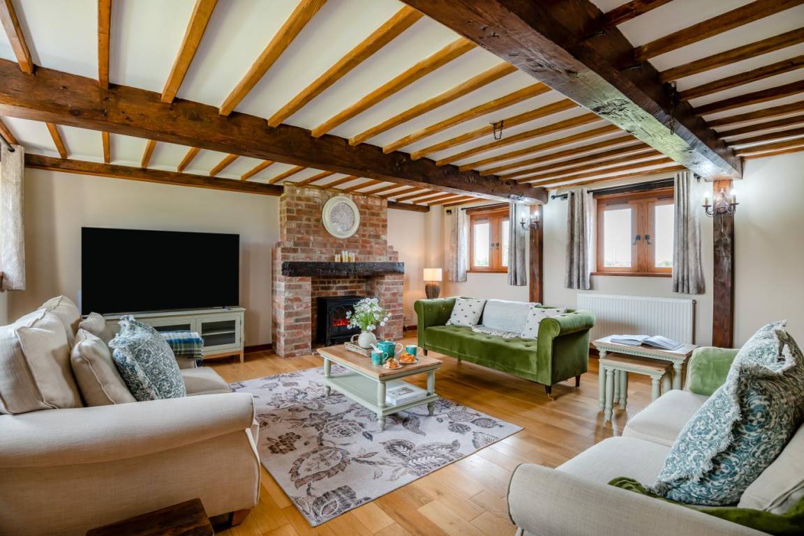 Cottage ∙ 4 Bedrooms ∙ 8 Guests - Warminster