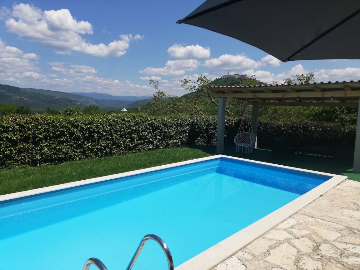 105 M² House ∙ 4 Bedrooms ∙ 8 Guests - Motovun