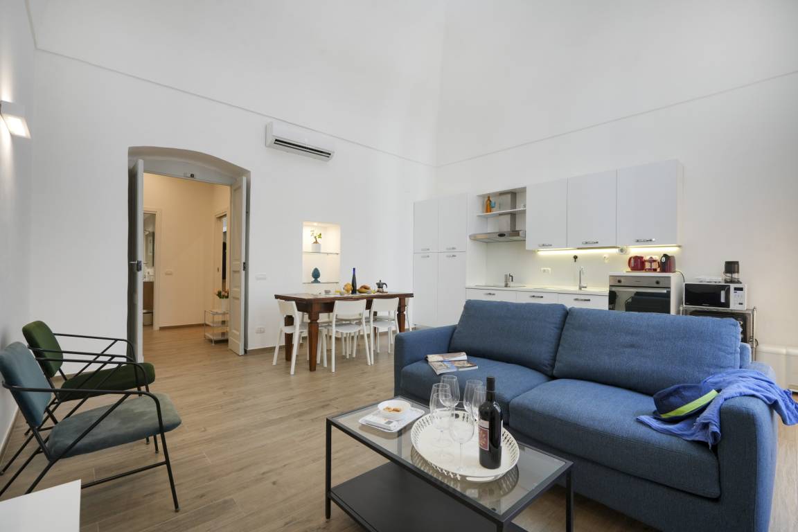 95 M² Apartamento ∙ 1 Habitación ∙ 4 Huéspedes - Bari