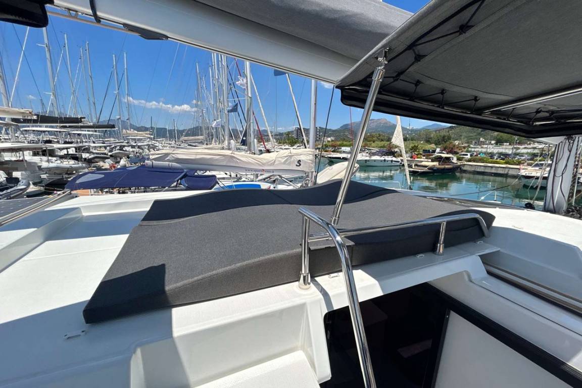 13 M² Péniche ∙ 4 Chambres ∙ 8 Personnes - Salerne