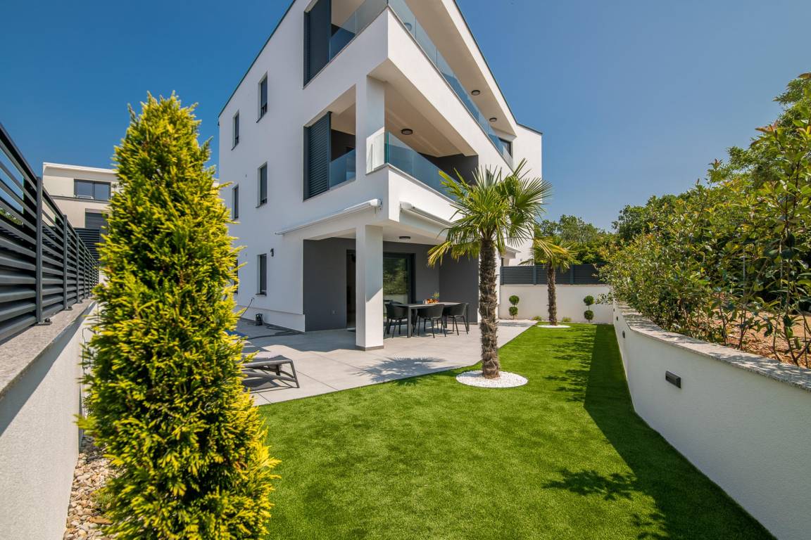 50 M² Ferienwohnung ∙ 2 Schlafzimmer ∙ 4 Gäste - Malinska