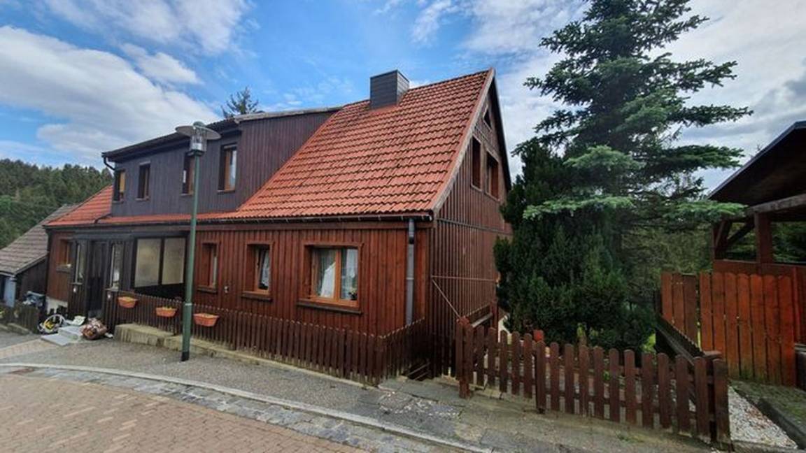 70 M² Ferienwohnung ∙ 2 Schlafzimmer ∙ 4 Gäste - Hasselfelde
