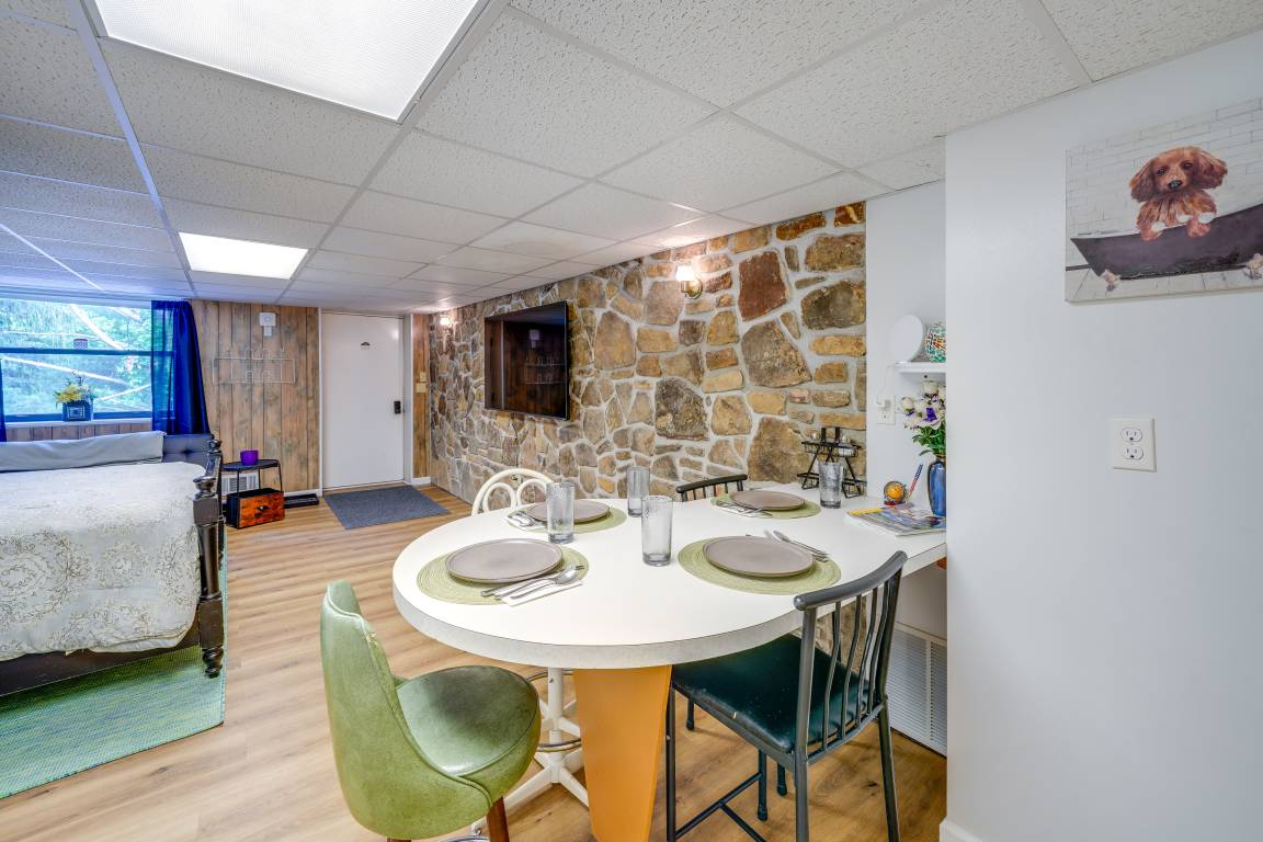 82 M² Apartment ∙ 1 Bedroom ∙ 6 Guests - Daniel Vineyards, Crab Orchard
