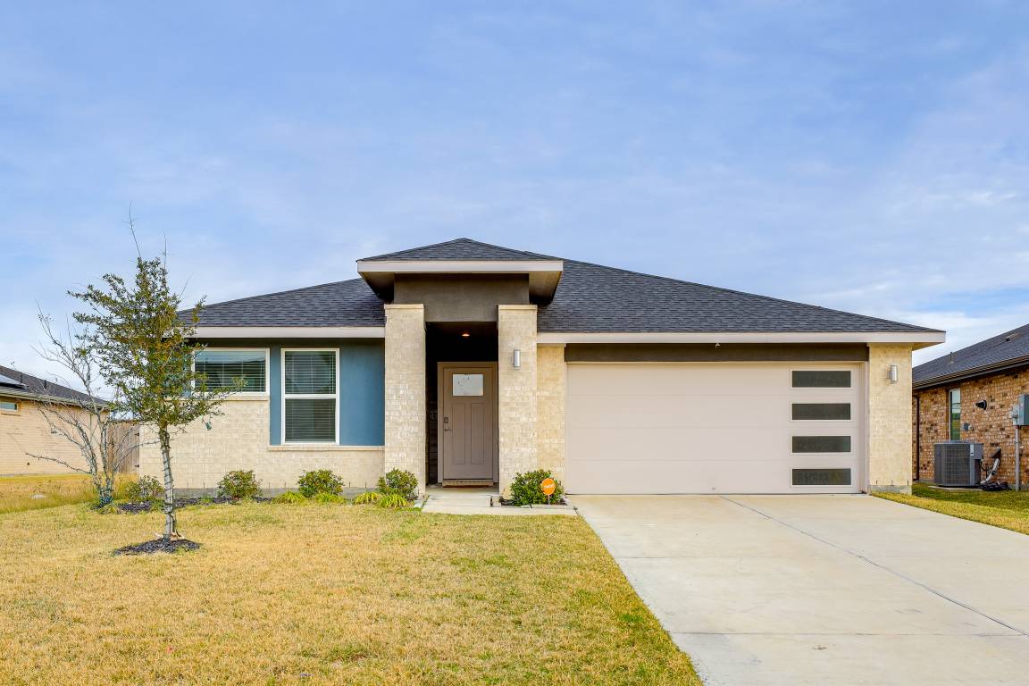 195 M² House ∙ 4 Bedrooms ∙ 10 Guests - Katy, TX