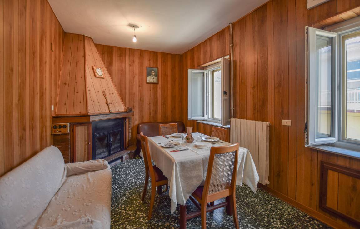 180 M² House ∙ 4 Bedrooms ∙ 9 Guests - Rose