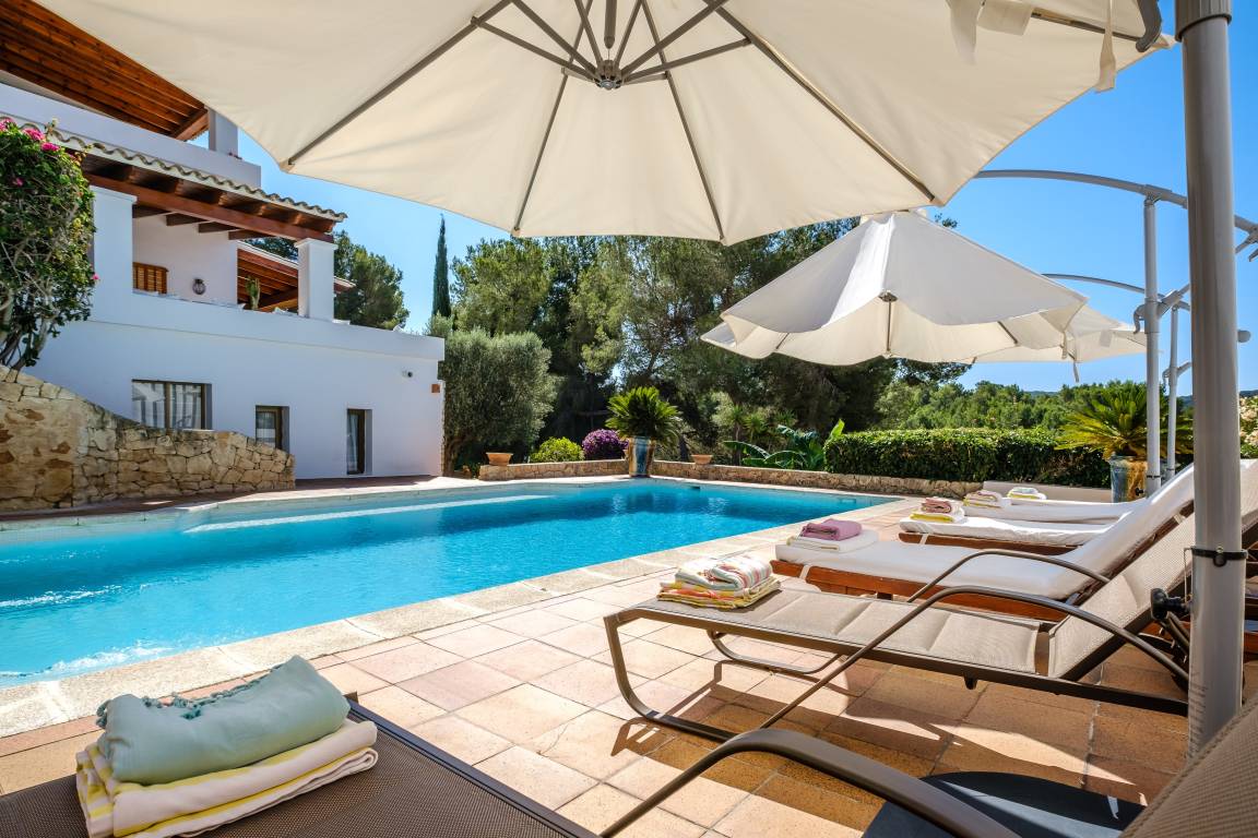 400 M² Casa ∙ 5 Habitaciones ∙ 8 Huéspedes - Islas de Ibiza