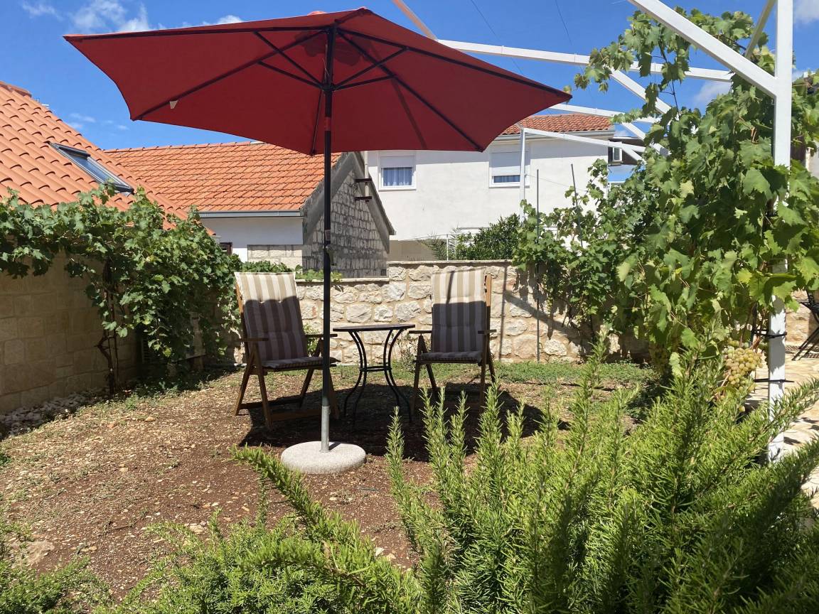 25 M² Ferienhaus ∙ 2 Gäste - Trogir