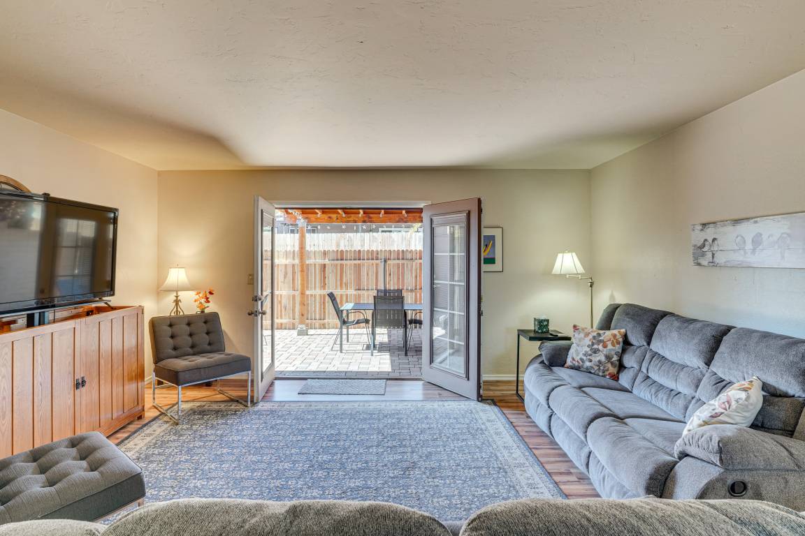 110 M² Apartment ∙ 3 Bedrooms ∙ 6 Guests - Tucson, AZ