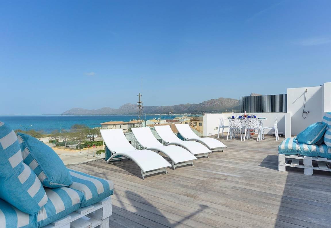 150 M² Chalet ∙ 3 Habitaciones ∙ 5 Huéspedes - Islas Baleares