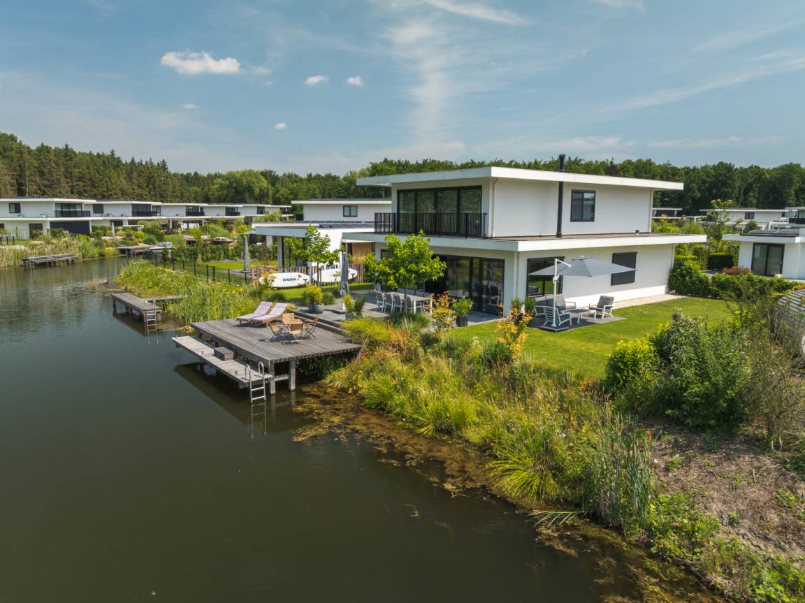 228 M² Maison De Vacances ∙ 4 Chambres ∙ 8 Personnes - Zeewolde