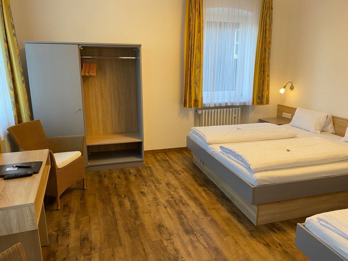 Privatzimmer ∙ 3 Gäste - Geiselwind