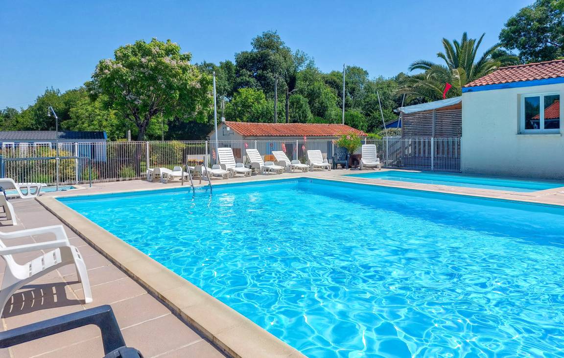 28 M² Camping ∙ 2 Chambres ∙ 6 Personnes - Saint-Sulpice-de-Royan