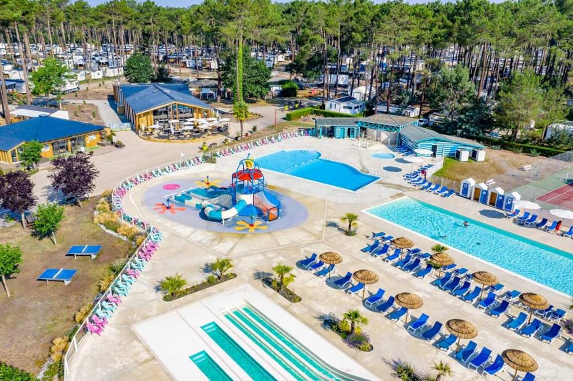 38 M² Camping ∙ 3 Bedrooms ∙ 8 Guests - Contis-Plage