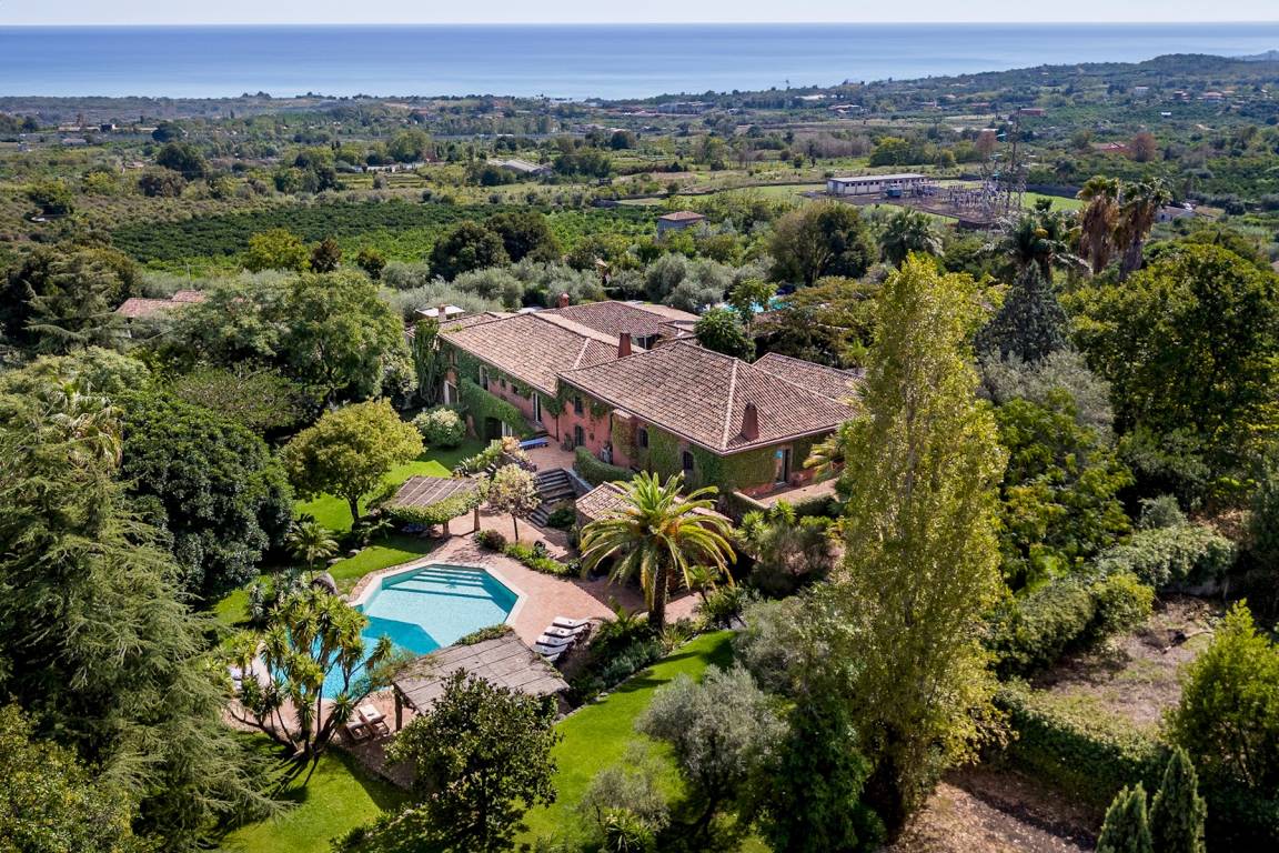 910 M² Villa ∙ 5 Camere Da Letto ∙ 10 Ospiti - Riposto