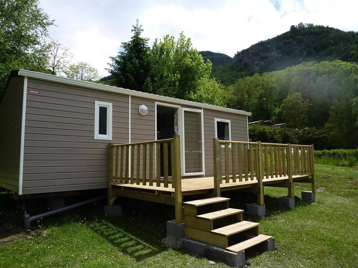 30 M² Caravan ∙ 3 Bedrooms ∙ 6 Guests - Ariege