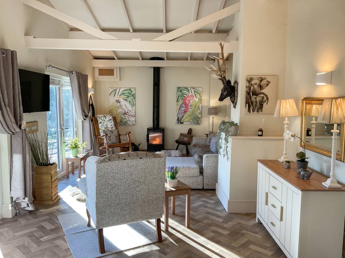 Cottage ∙ 2 Bedrooms ∙ 4 Guests - Cowbridge