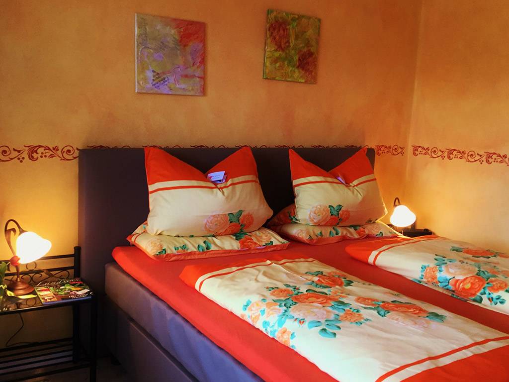 45 M² Ferienwohnung ∙ 1 Schlafzimmer ∙ 2 Gäste - Pfarrkirchen